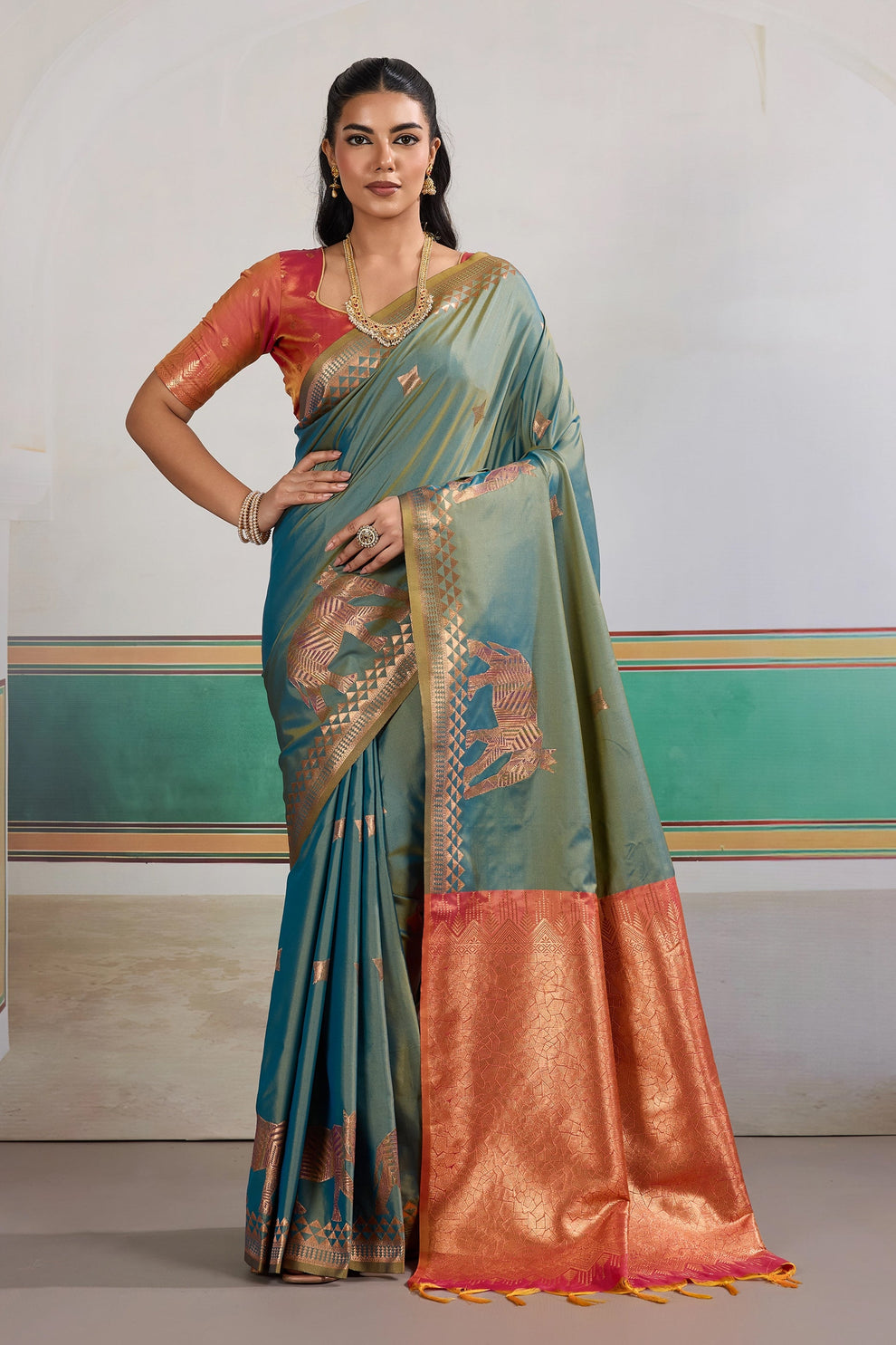 Shop for Grey Woven Silk Saree Online | Saree Buta | SAR11468